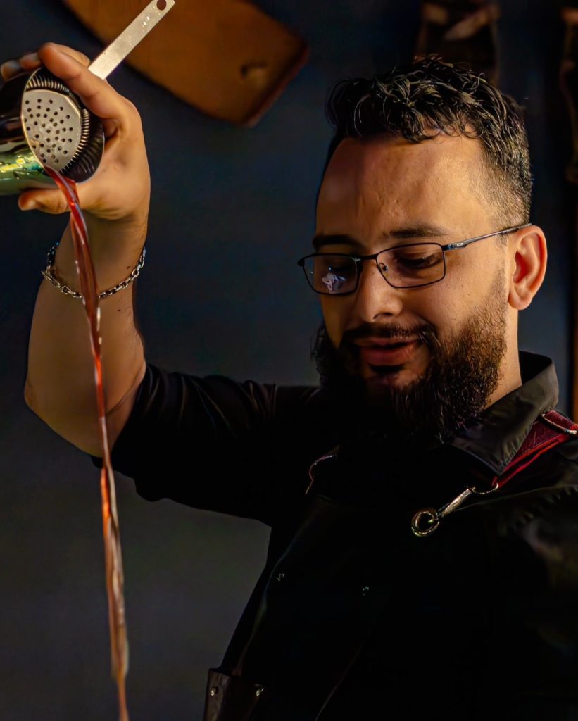 9 bartenders brasileiros que estão à frente das barras de Portugal